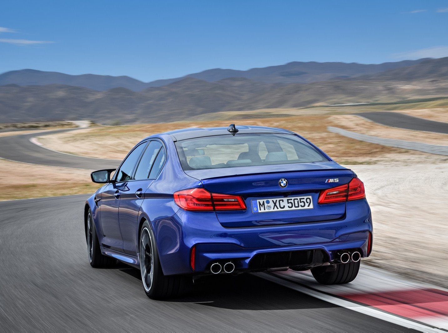 BMW M5 Competition.625hp. – 🆂🅼🅰🆁🆃🅿🅷🅾🅽🅴🅶🆁🅴🅴🅲🅴